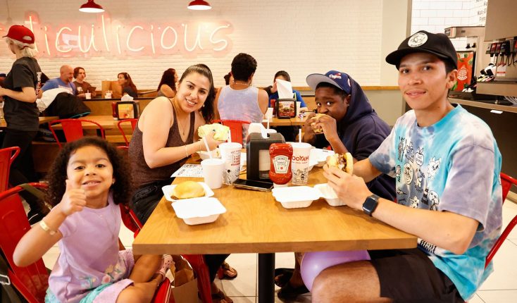 MOOYAH Burgers, Fries & Shakes